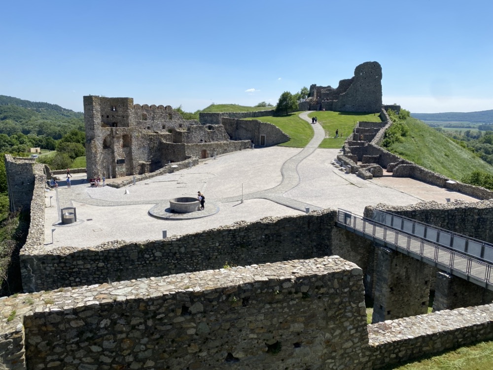 Leben in Theben – Wandern im Wienerwald